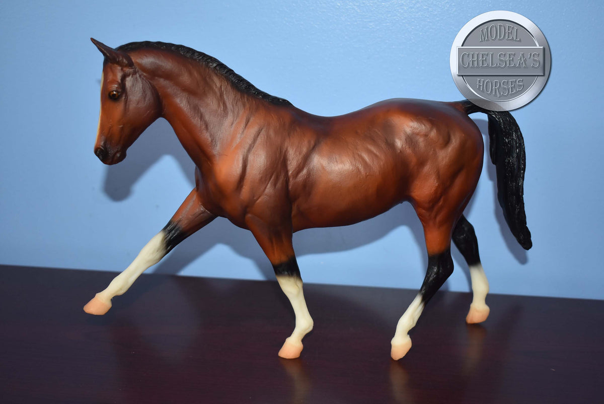 Gifted-Hanoverian Mold-Breyer Traditional – Chelsea's Model Horses