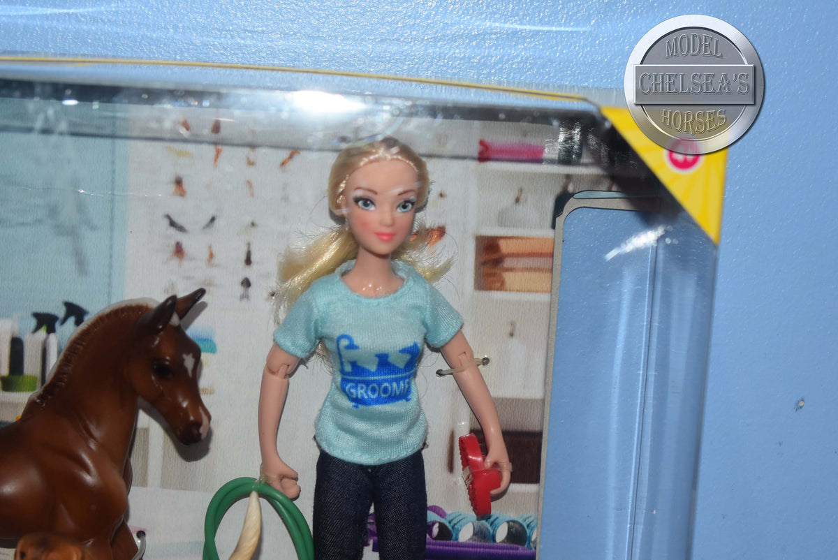Pet Groomer Set-NO CAT-New in Box-Breyer Classic – Chelsea's Model Horses